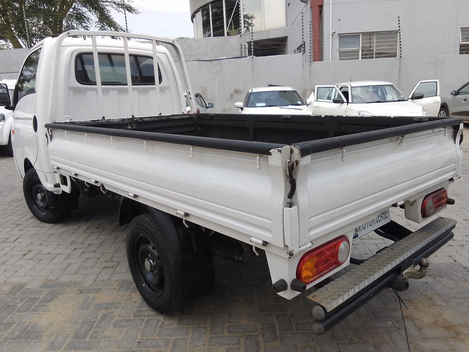 Rent to Buy | 2021 HYUNDAI H100 2.6D A/C F/C D/S | SA Motor Lease